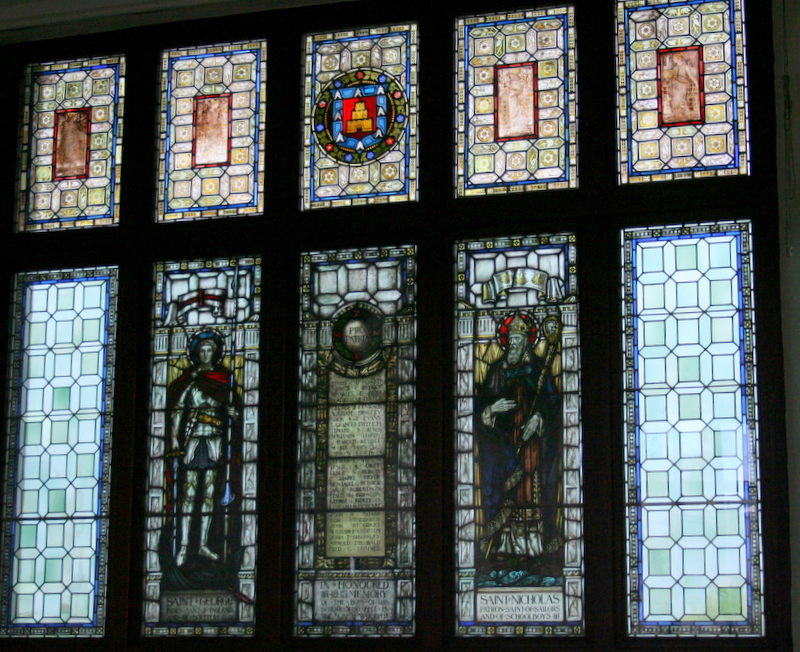Stained glass war memorials in Cornwall